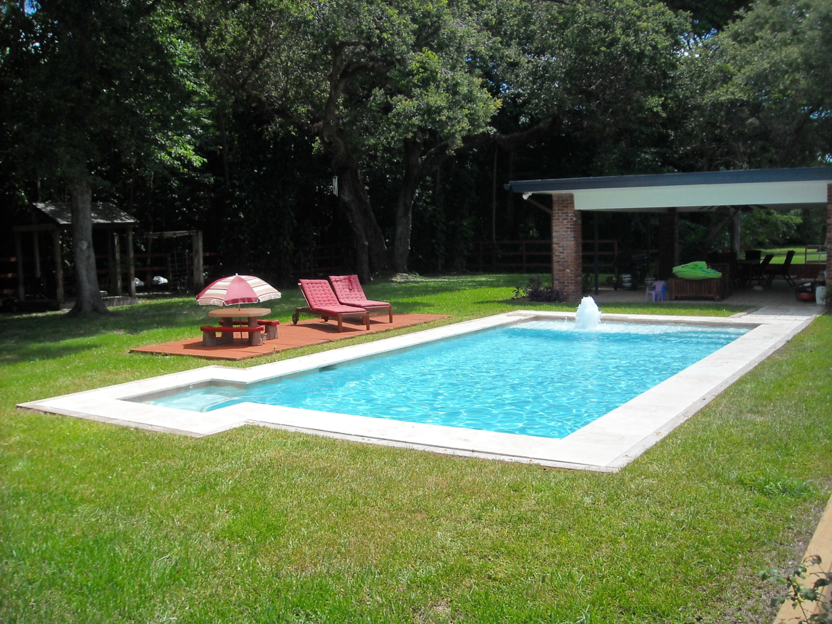 Residential – La Gasse Pools